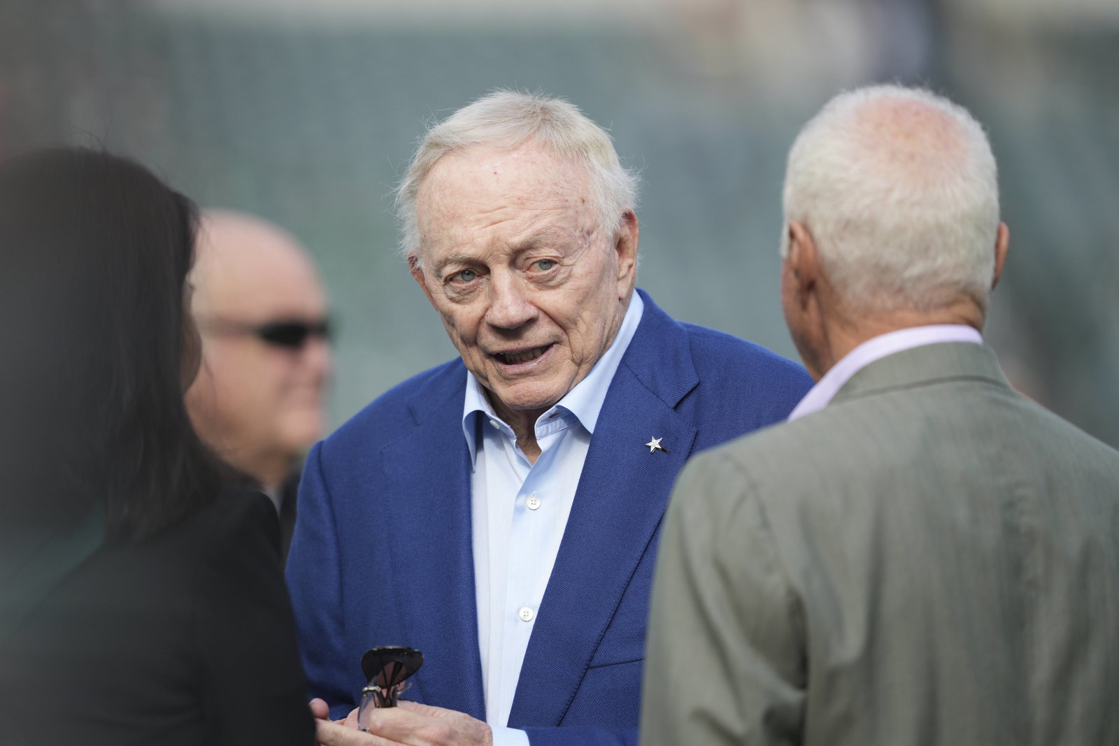 Arkansas HC shares Jerry Jones’ honest take on Razorbacks football ...